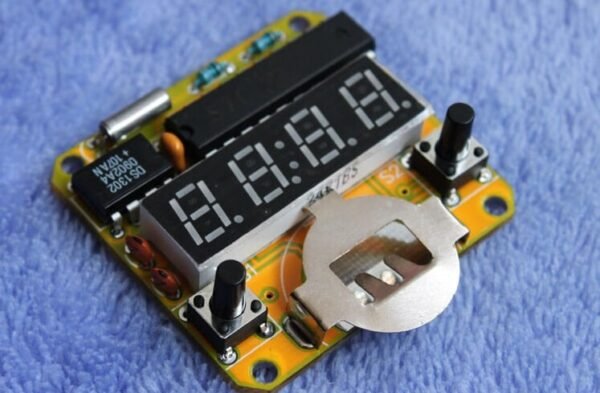DIY KIT 58- Wrist Watch DIY kit – BuildCircuit.COM